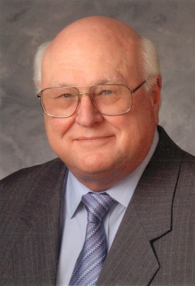 Robert E. Hansen, M.D. - 2023 - Landrys Funeral Home Inc