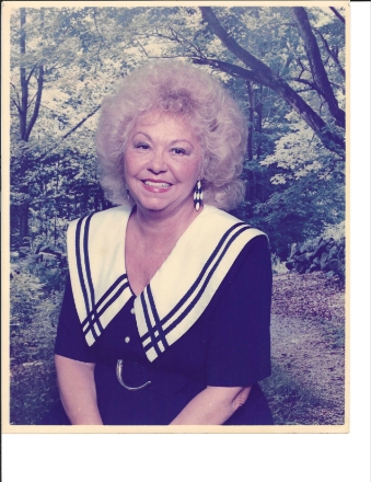 Helen Neuhart Obituary - 2023 - Bay Area Funeral Directors