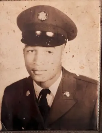 Samuel Moore, Jr. 28459498