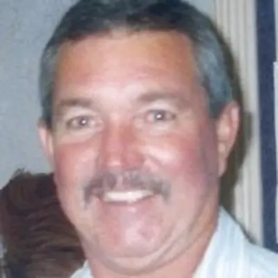 Michael Paul Henry 28794070