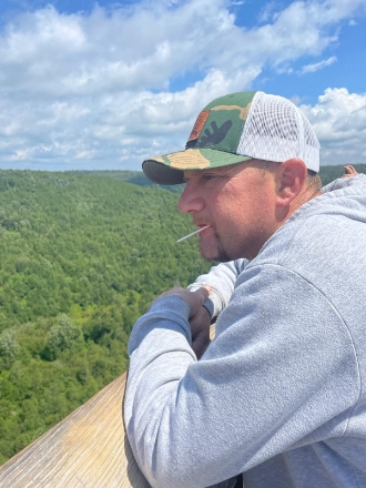 Leo J. Henney Funeral Home | Carnegie, PA Funeral Home & Cremation