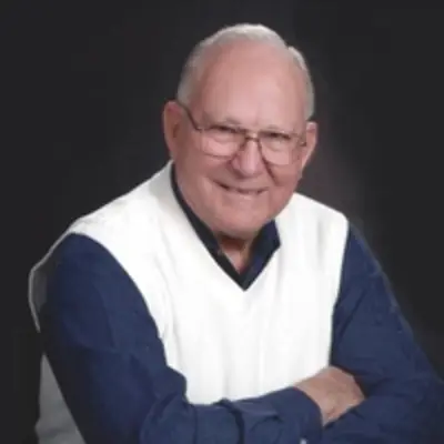 Jim Holcomb 29470426