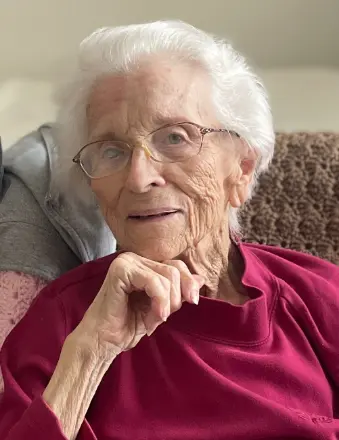 Anne Porter 29544943