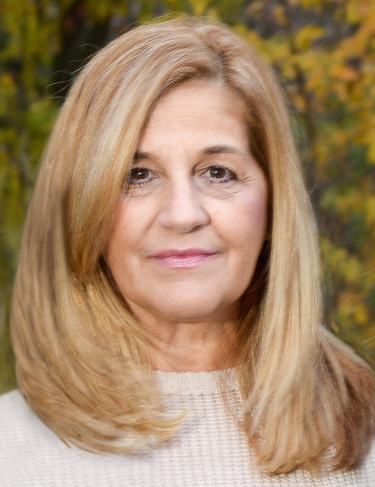 Stephanie "Steffi" Leonard - 2023 - Murray-Paradee Funeral Home