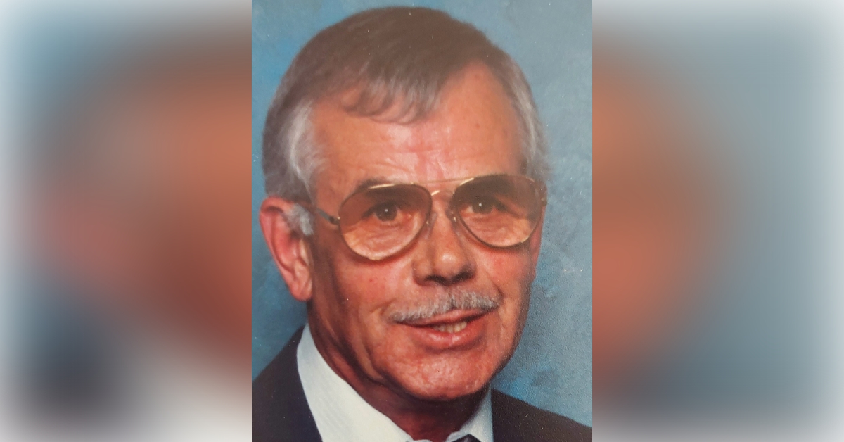 Obituary information for Carl Hubert Mash