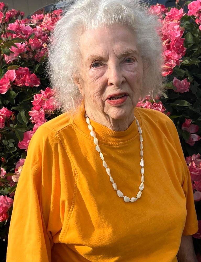 Doris Rosenberg Graham - 2023 - Smith Lund Mills Funeral Chapel ...