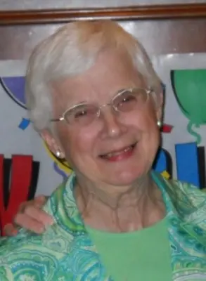 Marilyn Roe 30256015