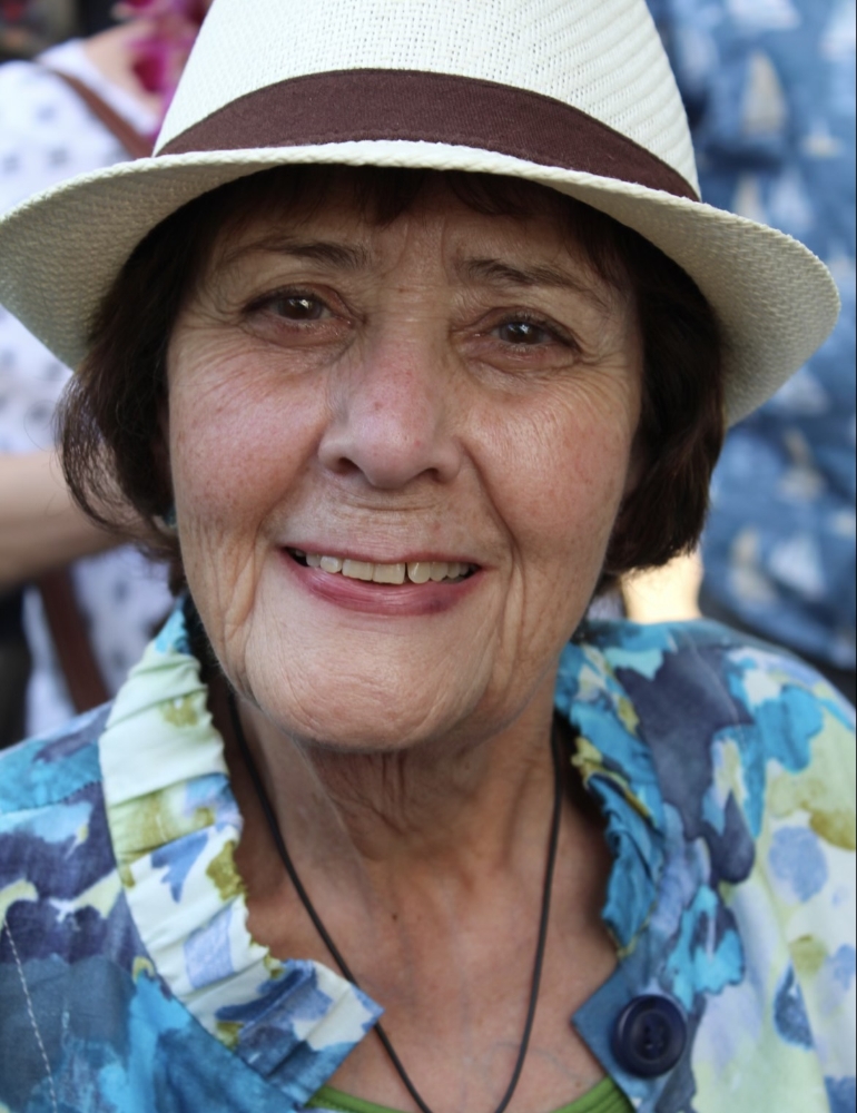 Roberta Ray - Memories Trees