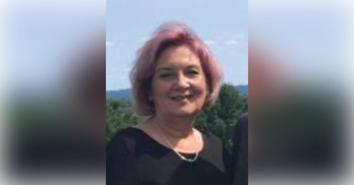 Obituary information for Michelle "Shellie" Wallace