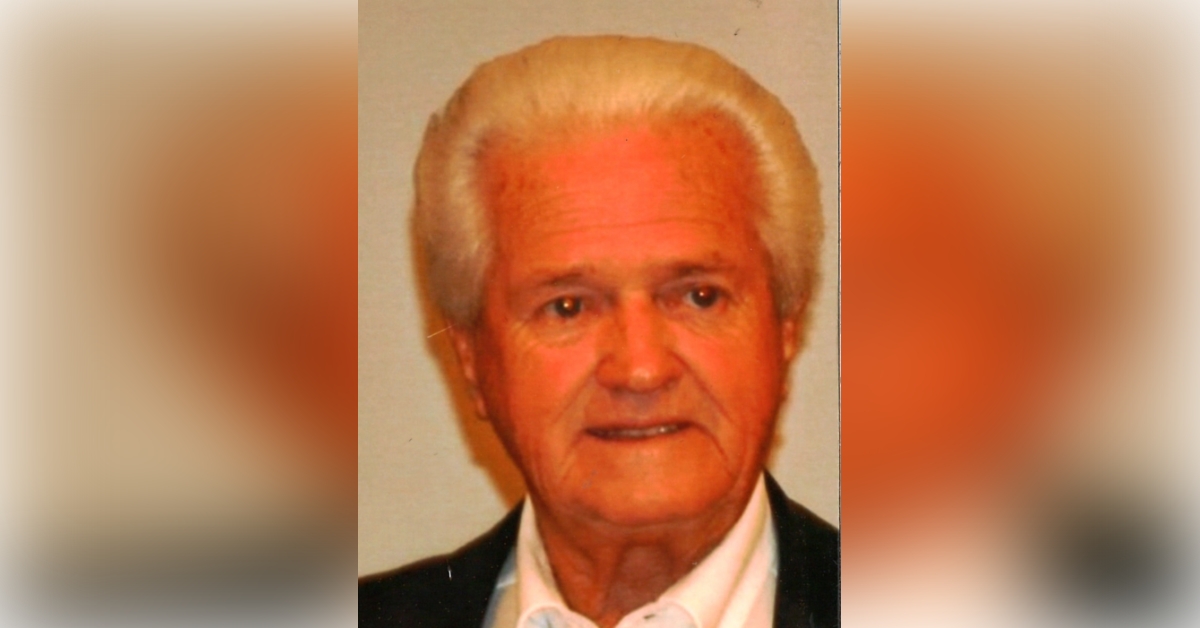 Obituary information for Raymond Moore