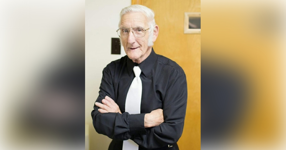 Obituary information for Robert W. "Bob" Sanders, Sr.