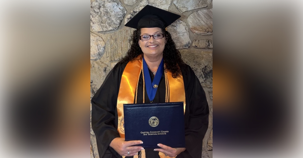 Obituary Information For Danielle Mae Horner