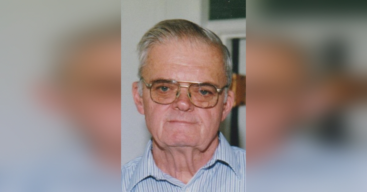 Obituary information for Robert R. Clapsaddle