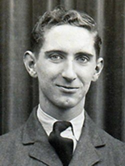 David HIRST - 2014 - Cameron Funeral & Cremation Service