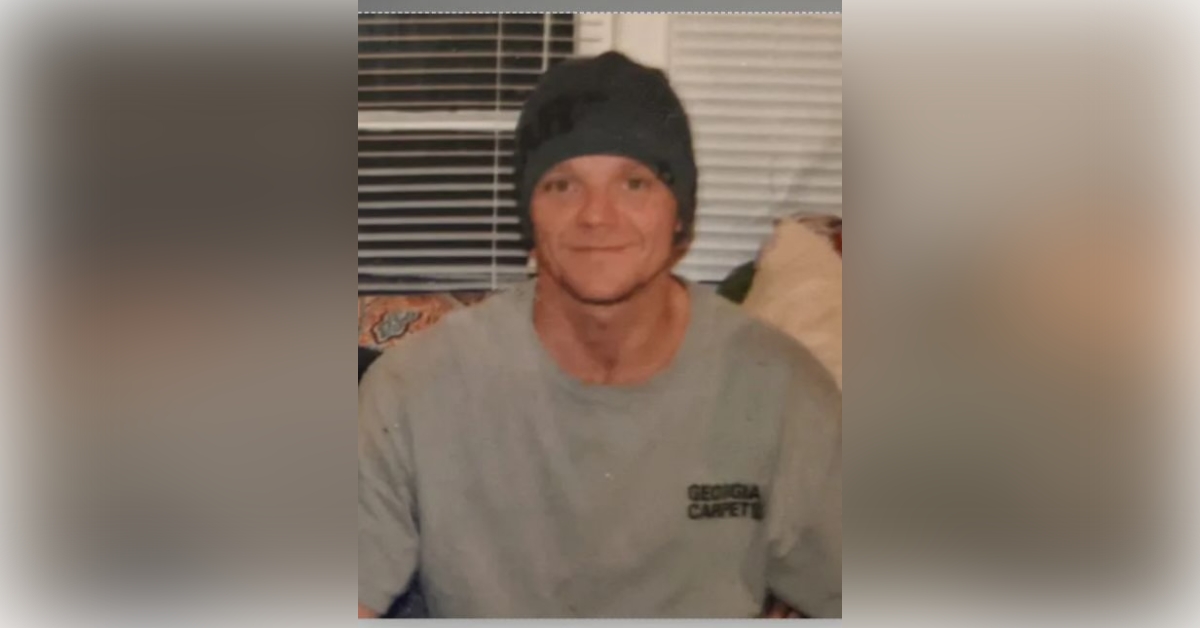 Obituary information for Robert Dale "Robbie" Martin