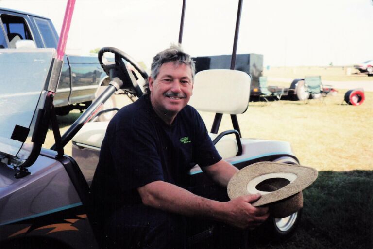 Robert Clay Williams - 2022 - Darst Funeral Home