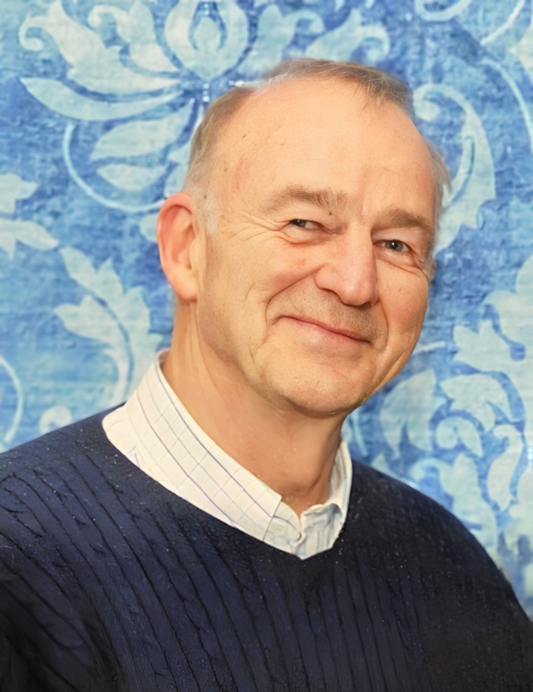 Stuart Richards - Memories Trees