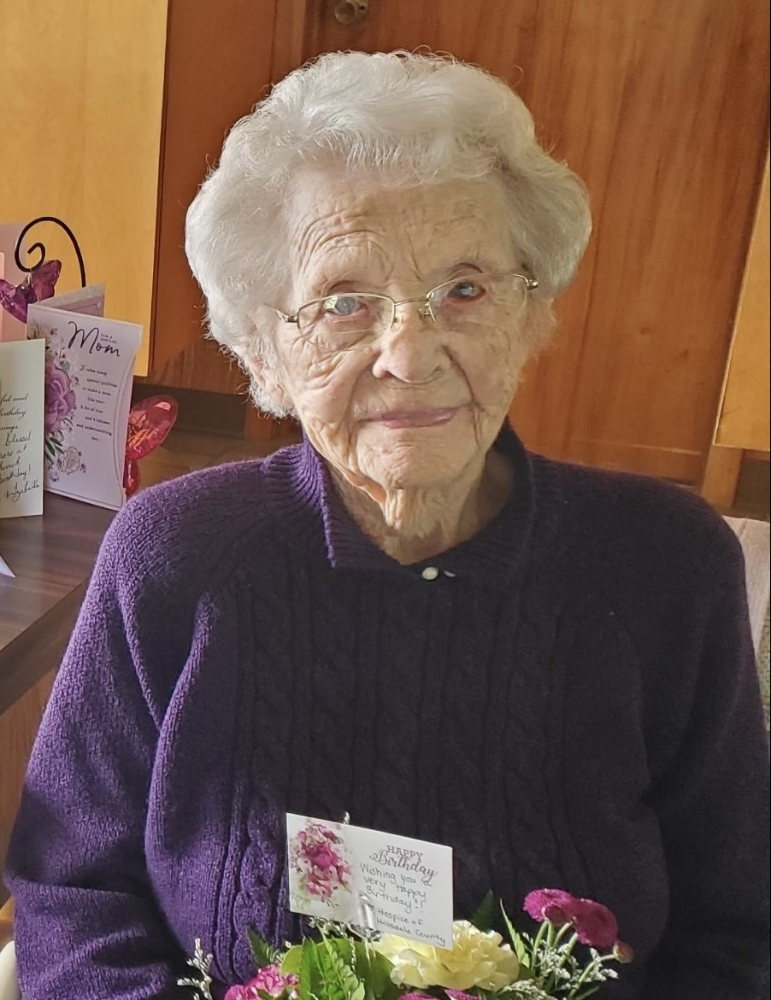 Thelma M. Kuster - 2024 - Eagle Funeral Homes