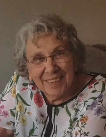 Helga Ann Schmidt 31498881