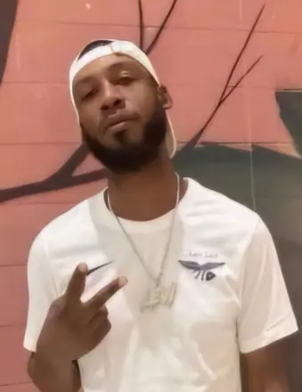 Timothy Williams 31523394