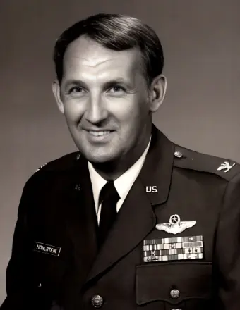 Col. Robert P. Hohlstein, USAF (Ret) 31592383