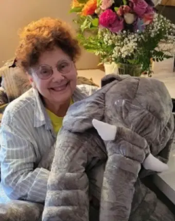 Laverne E Stroup 32237240