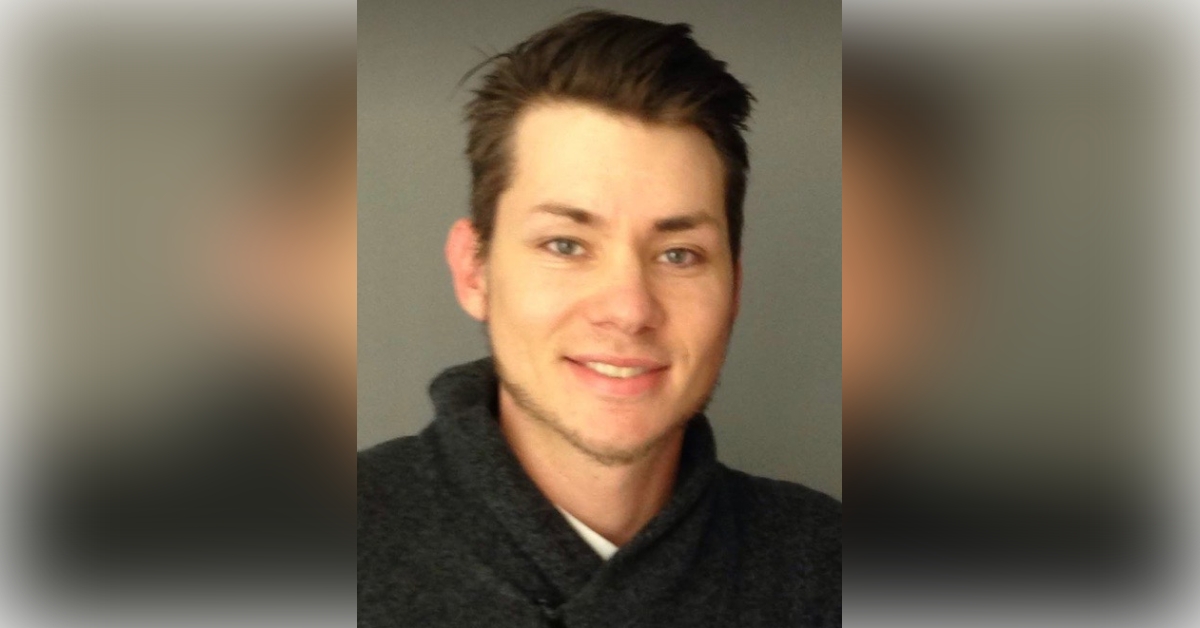 Obituary information for Dustin Graham Denton