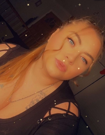 Kelley Renee Freund Obituary - 2024 - Hooper Funeral Homes