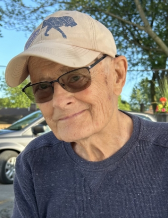 William "Bill" Howe Obituary - 2024 - Alexander & Houle Funeral Home