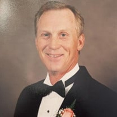 Kenneth Wayne Phillips Obituary - 2024 - Halls Funeral Home