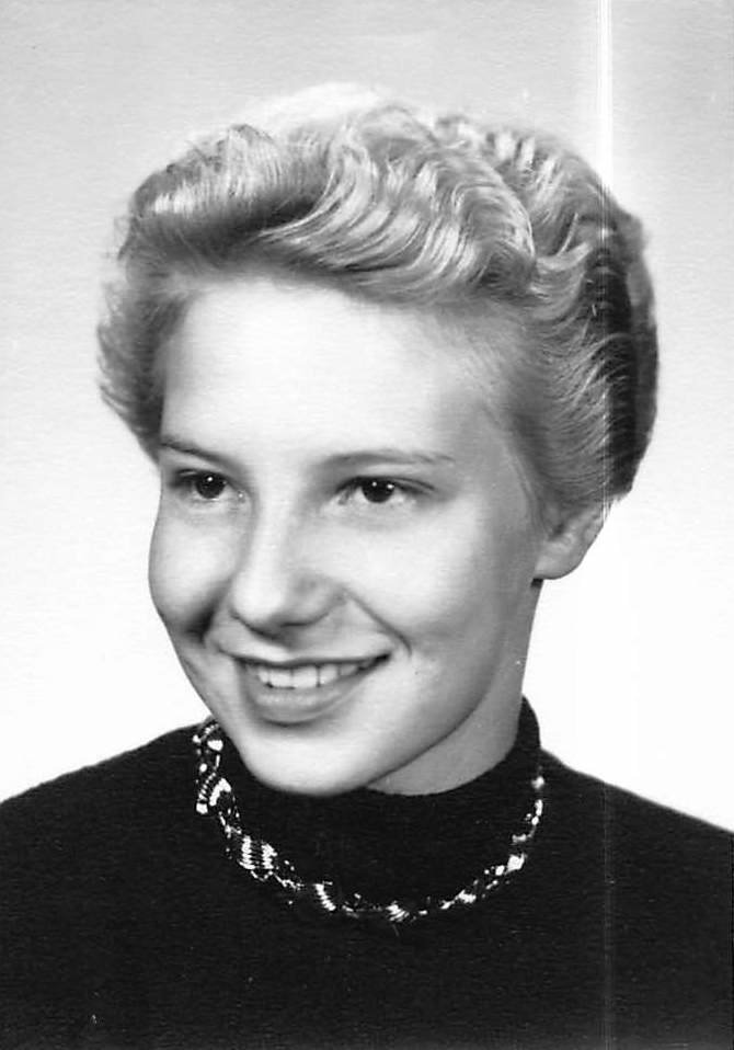 Sally Jo Moss - 2016 - Airsman-Hires Funeral Home