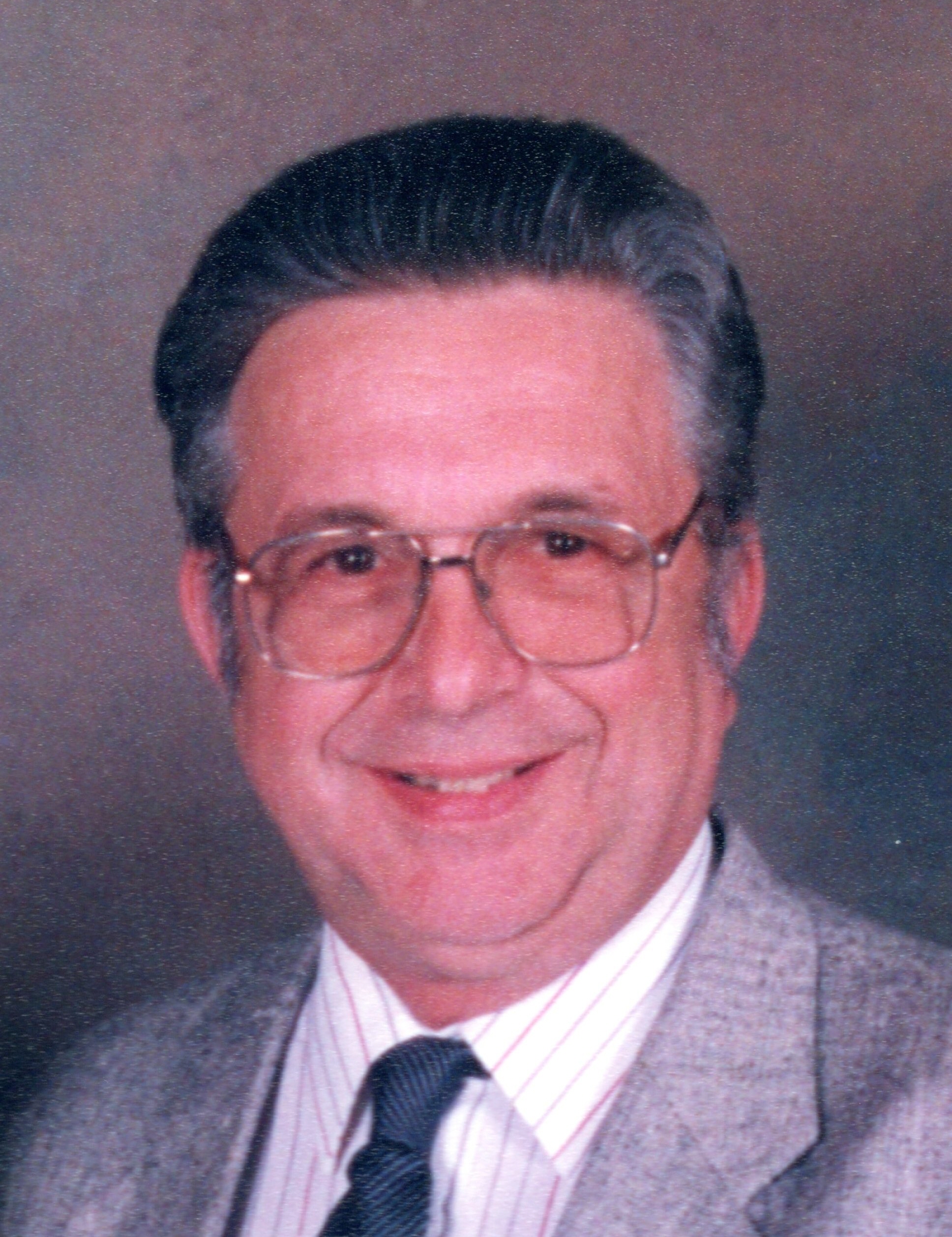 Tom H. Kutzner - 2019 - Bevsek-Verbick Funeral Home & Crematory