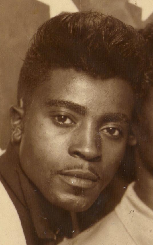 Robert Lee Howell Sr. - 2014 - Walker Funeral Service & Chapel