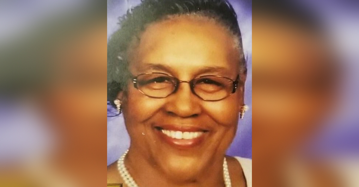 Obituary information for Rochelle Anita Holt