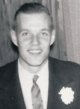 Harold K. Apgar - 2013 - Holcombe-Fisher Funeral Home