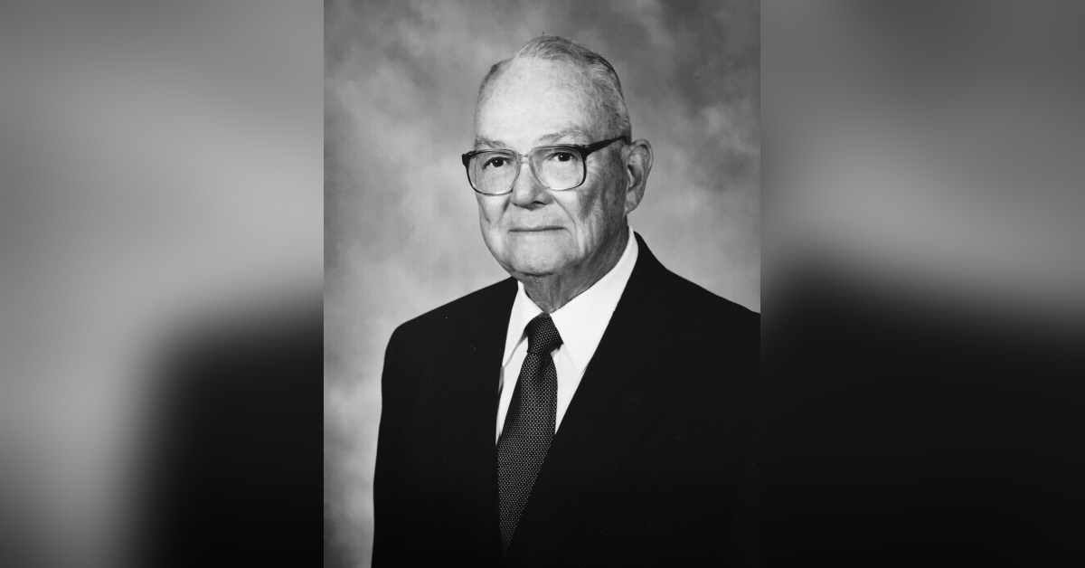 Obituary information for Kenneth Richard Hoyle