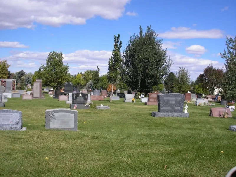 Explore Available Properties at Fairmount Cemetery