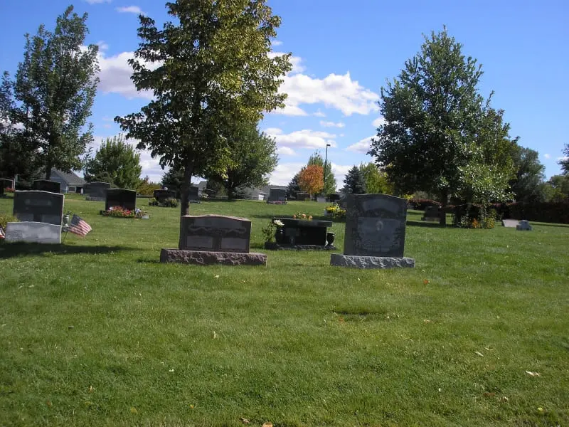 Explore Available Properties at Fairmount Cemetery