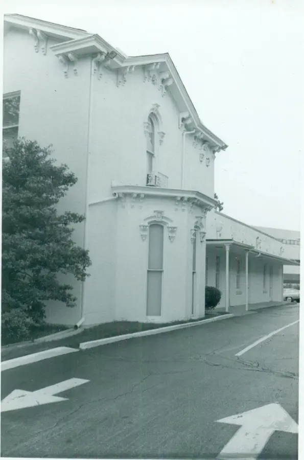 Kerr Brothers Funeral Home | Lexington, KY