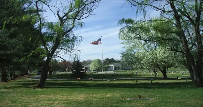 Cemetery - Forest Lawn Funeral Home