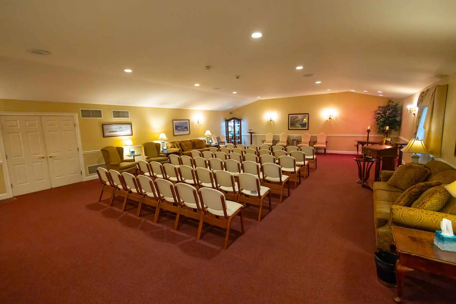 Tour Our Facilities | James J. Terry Funeral Home Inc.