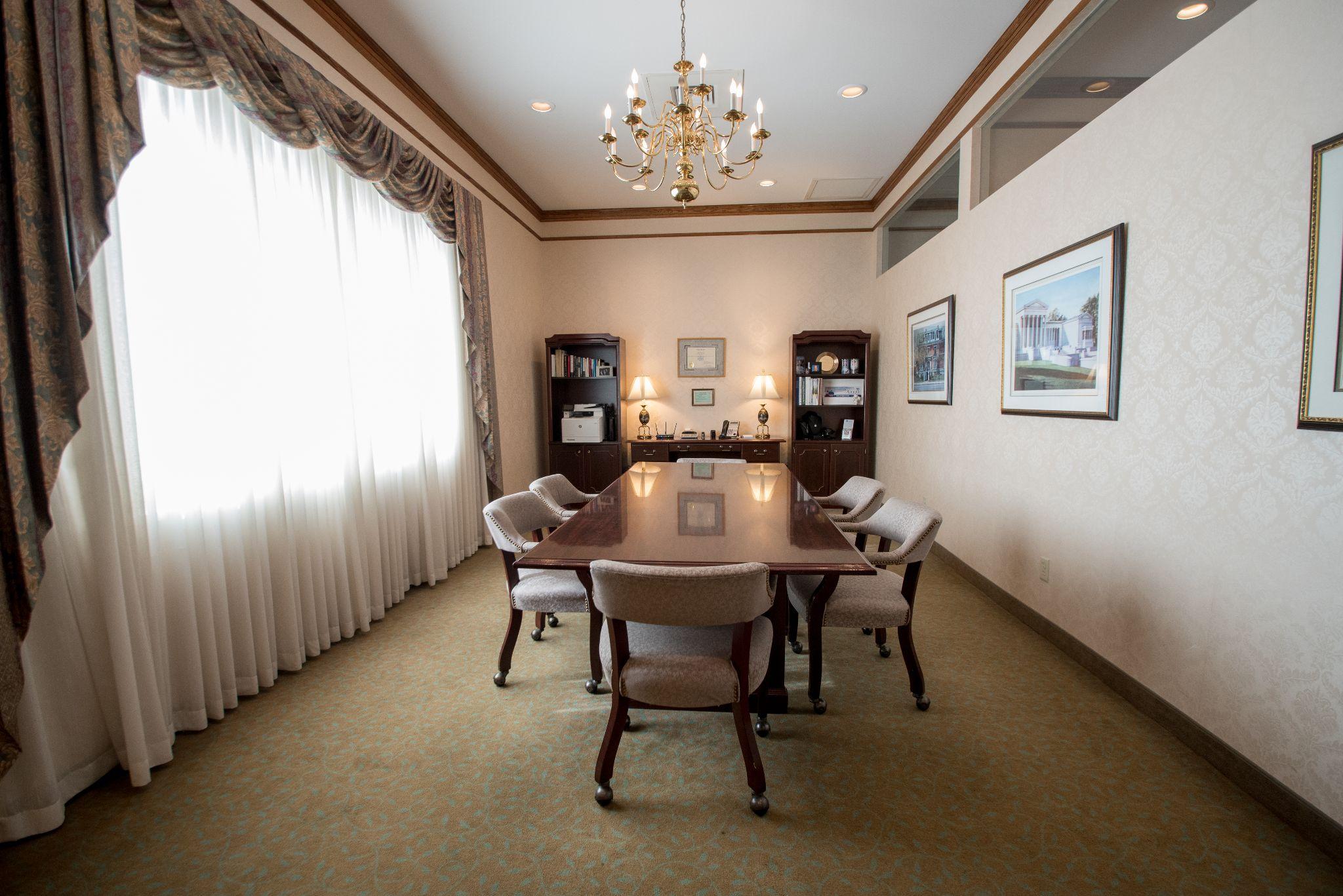 Funeral Services in Williamsville, NY | Amigone Funeral Home