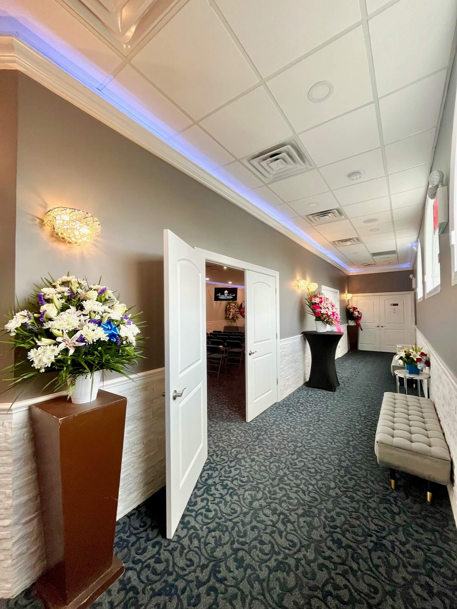 Our Funeral Home Facilities | Forest North Funeral Chapel