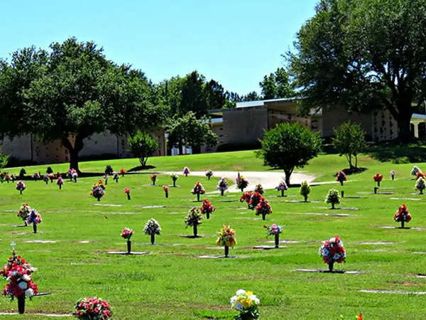 Forest Lawn Memorial Park | McDougald Funeral Home