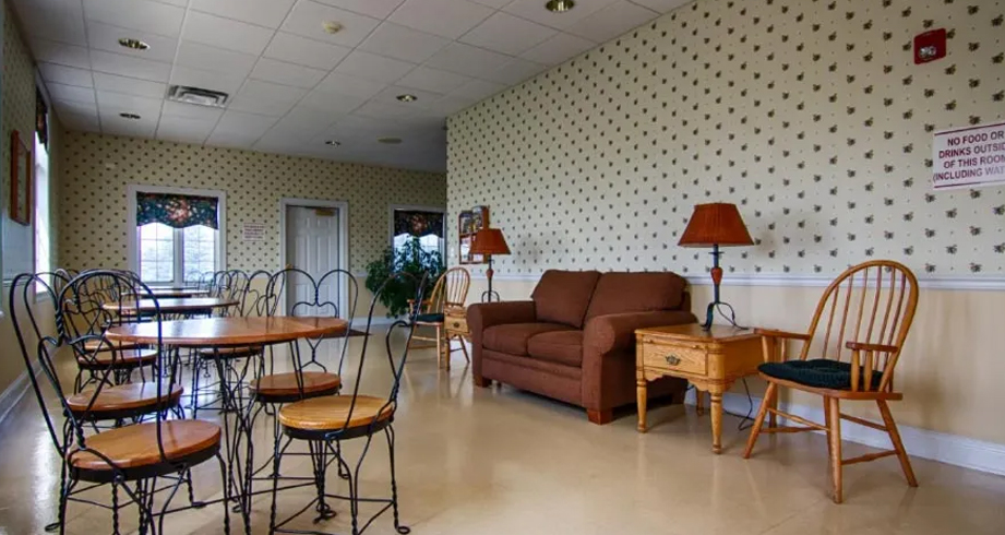 About Us | Colonial Funeral Home
